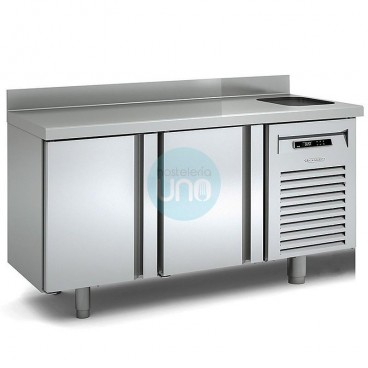 Mesa Refrigerada con Fregadero Coreco MRSF-150