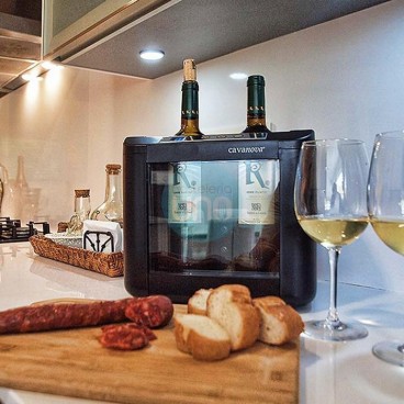 Refrigerador de Vino Cavanova OW002